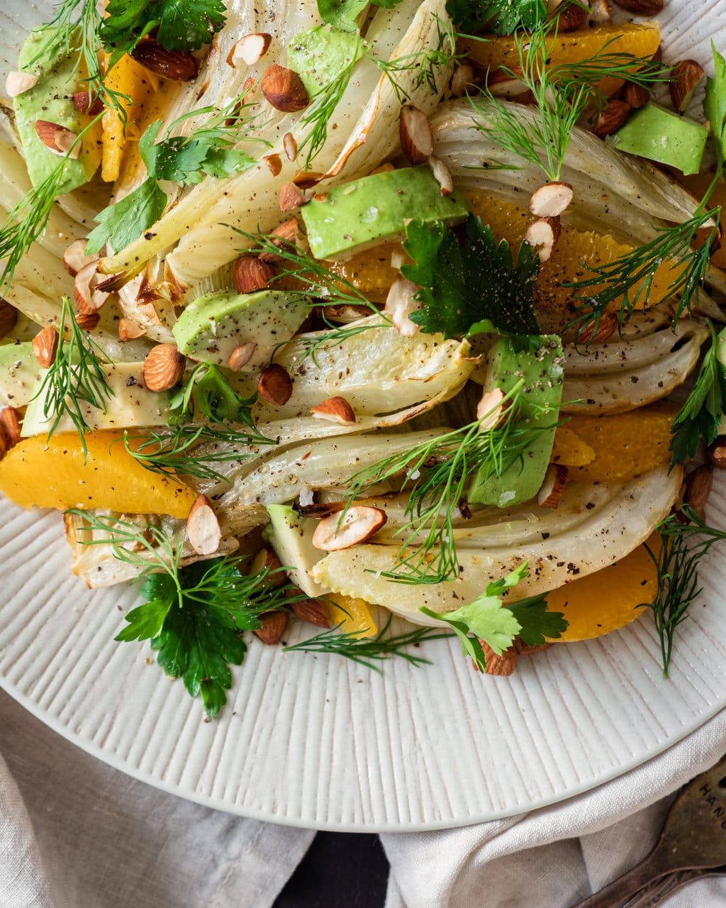 8 Ingredient Roasted Fennel Salad with Avocado & Orange » easy recipe